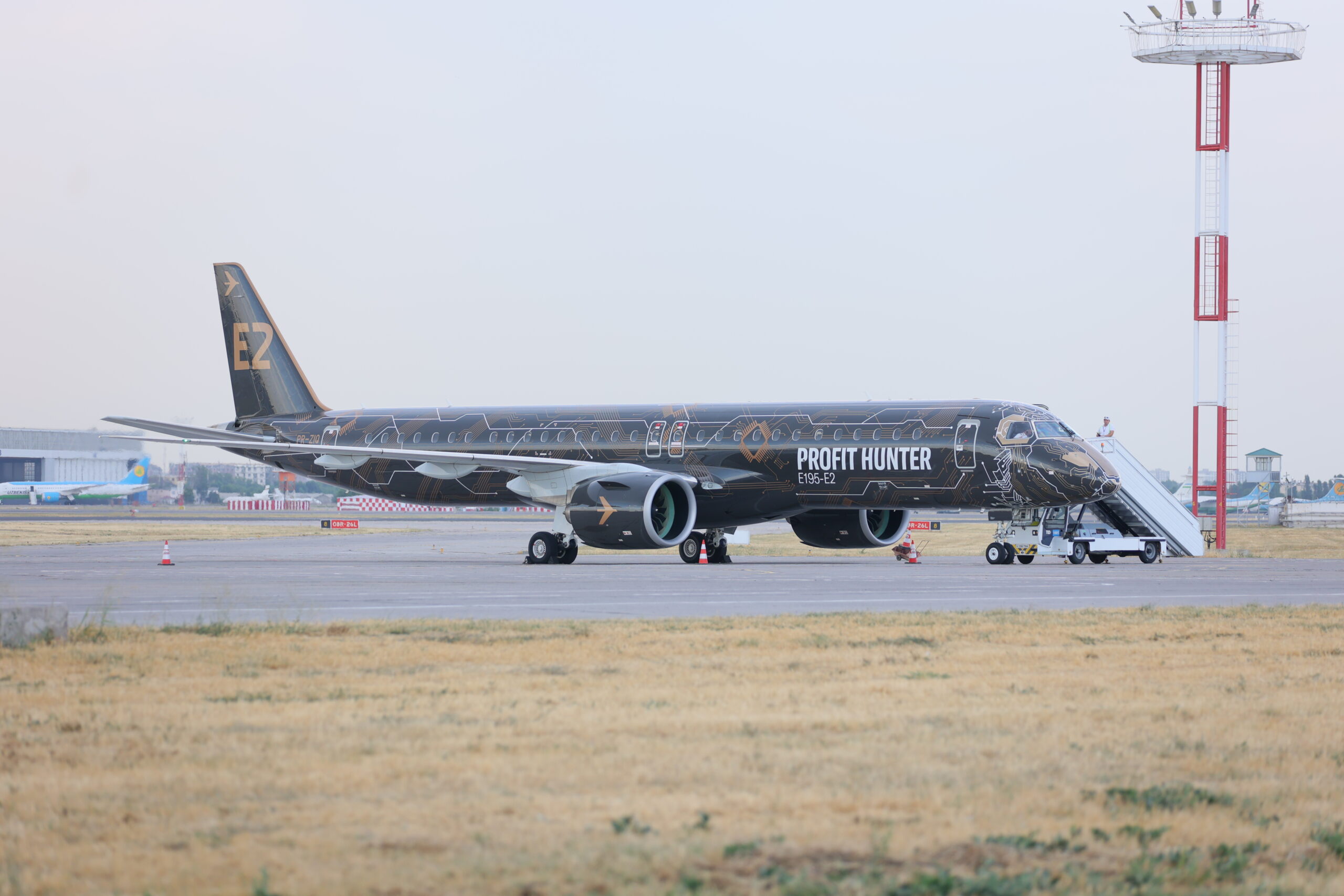 Embraer demonstrates E195-E2’s hot and high performance in Uzbekistan - AGN