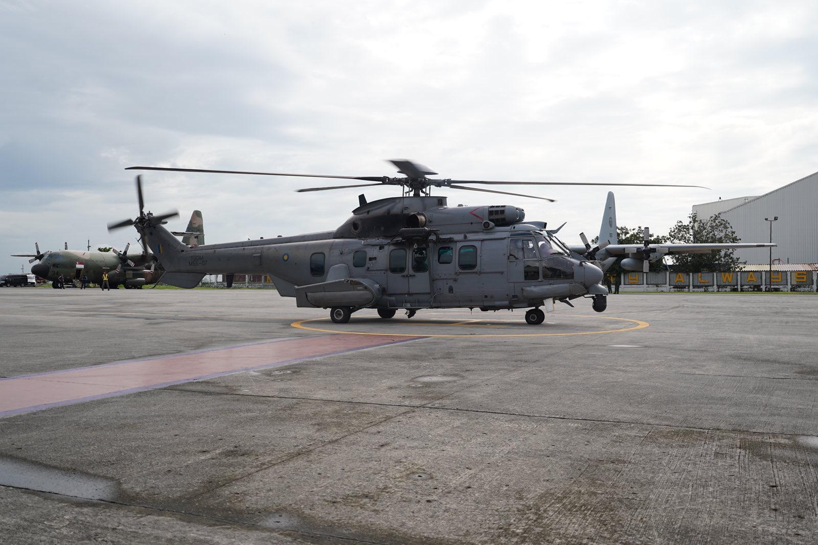 Singapore and Malaysia deploy aircraft to assist Philippine HADR ops - AGN