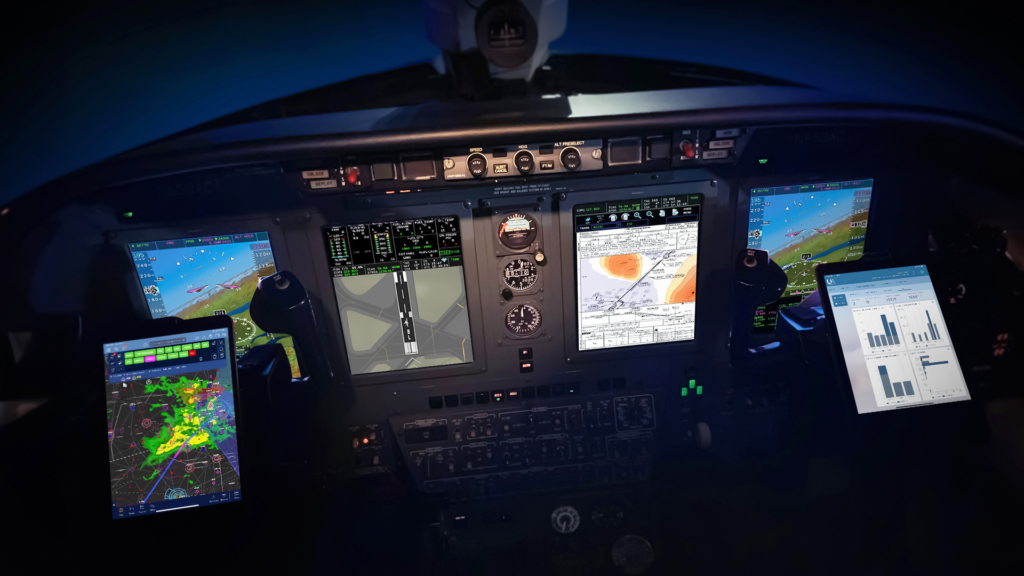 Universal Avionics upgrades extend business jet lifespans