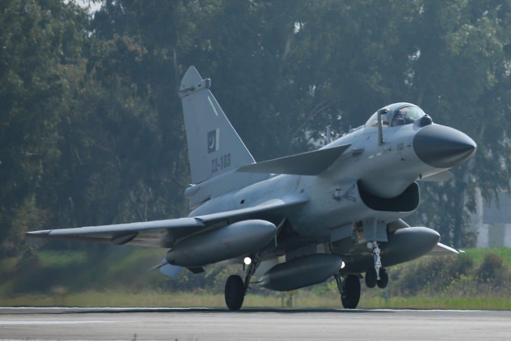 Bangladesh may acquire 16 Chengdu J-10C multirole fighters - AGN