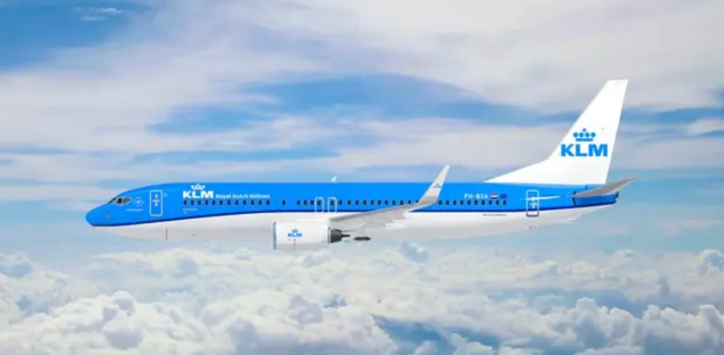 KLM 737 slides off runway in Norway