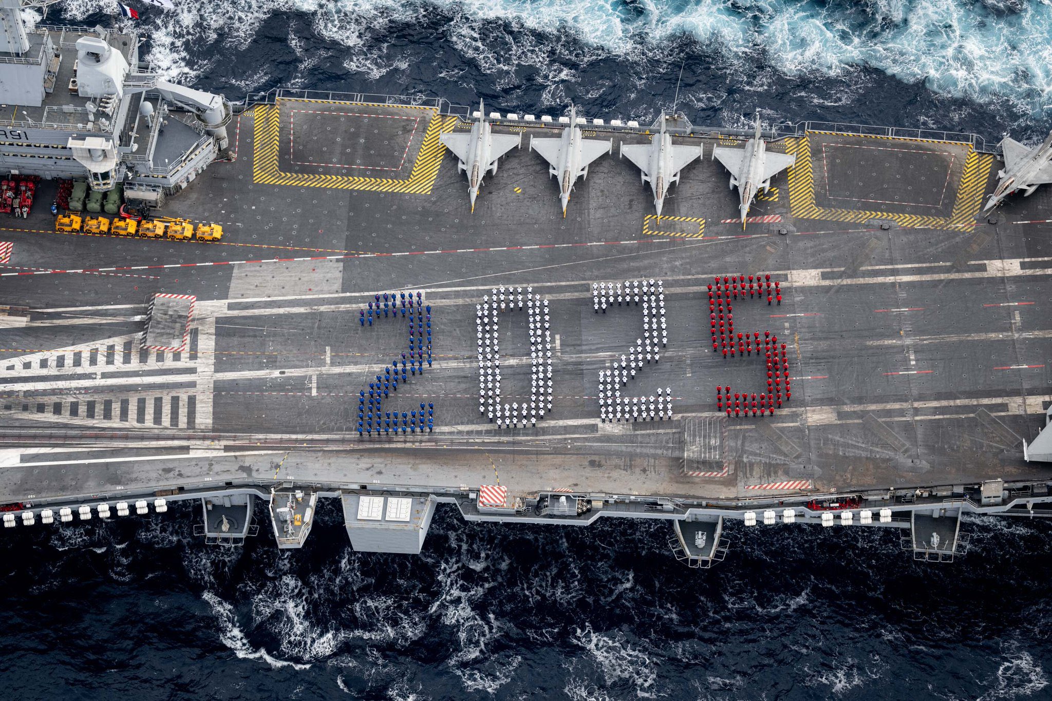 All at sea – France’s carrier undertakes major Pacific deployment - AGN