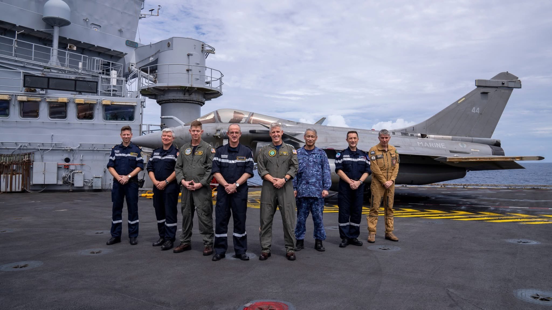 French aircraft carrier FNS Charles de Gaulle in the Philippine Sea - AGN