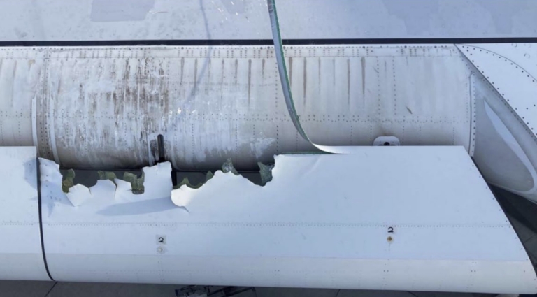 Airbus A380 slats are falling apart: Emirates, Singapore affected