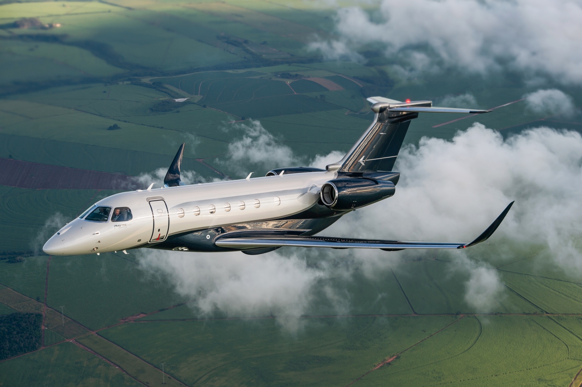 Embraer backlog hits $30bn as executive jet demand soars 62%