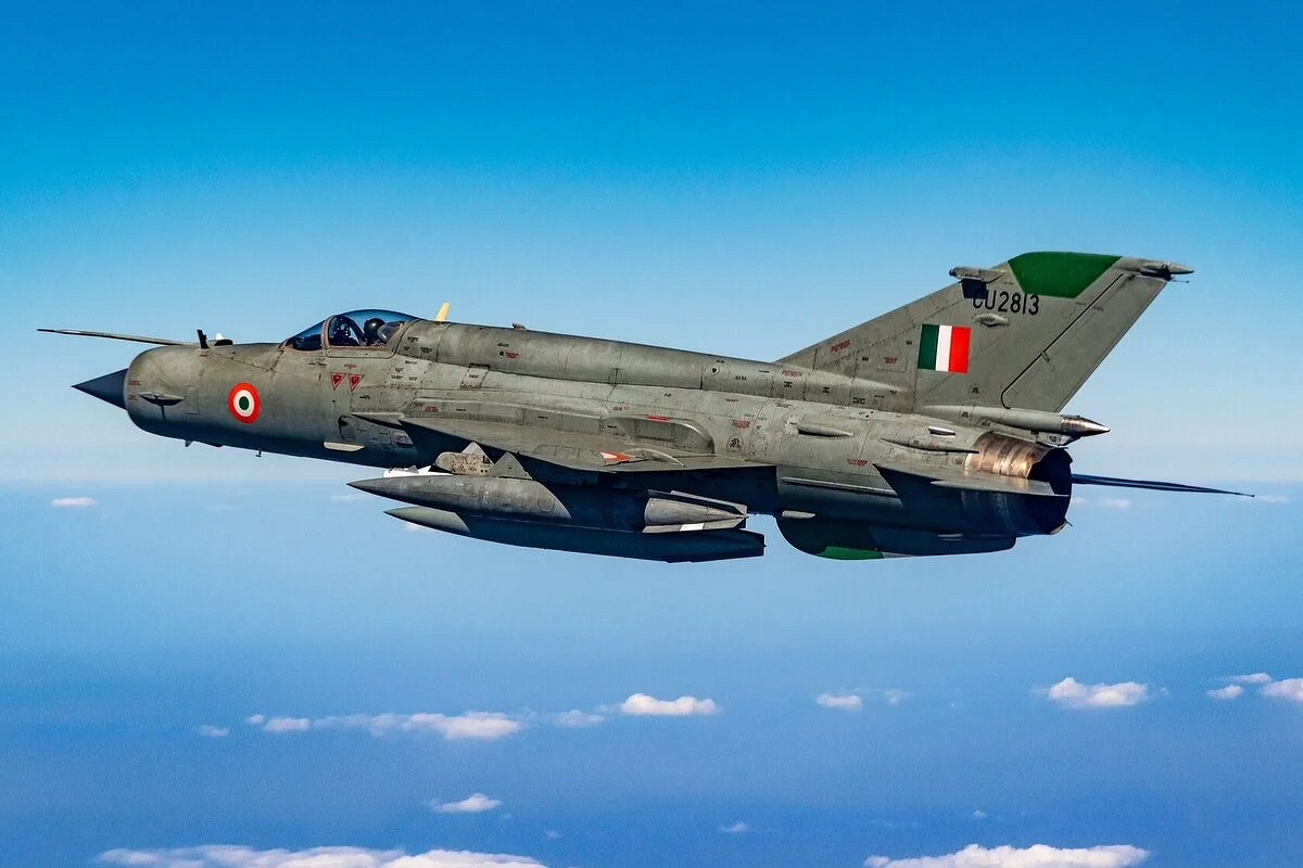 India orders 97 Tejas Mk1A fighter jets in $7.5bn deal to replace MiG-21