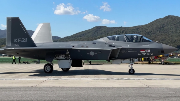 KF-21 Boramae fighter jet lands Indonesia order & Polish interest