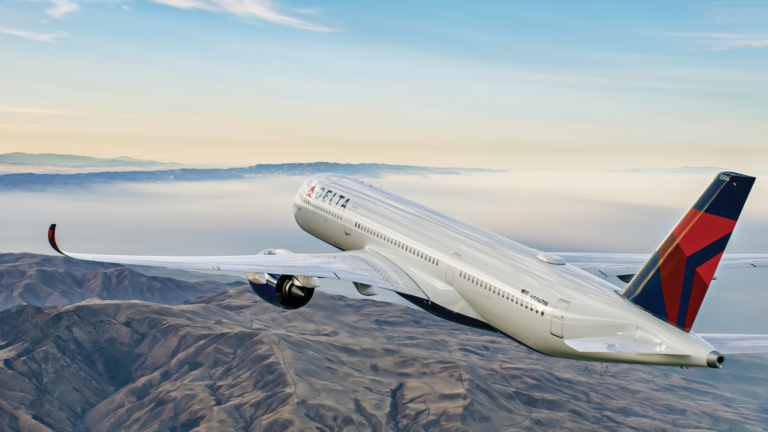 What is the jet stream and how does it affect aviation?