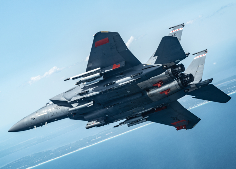 F-16XL: The suped-up fighter jet that lost to the F-15E Strike Eagle