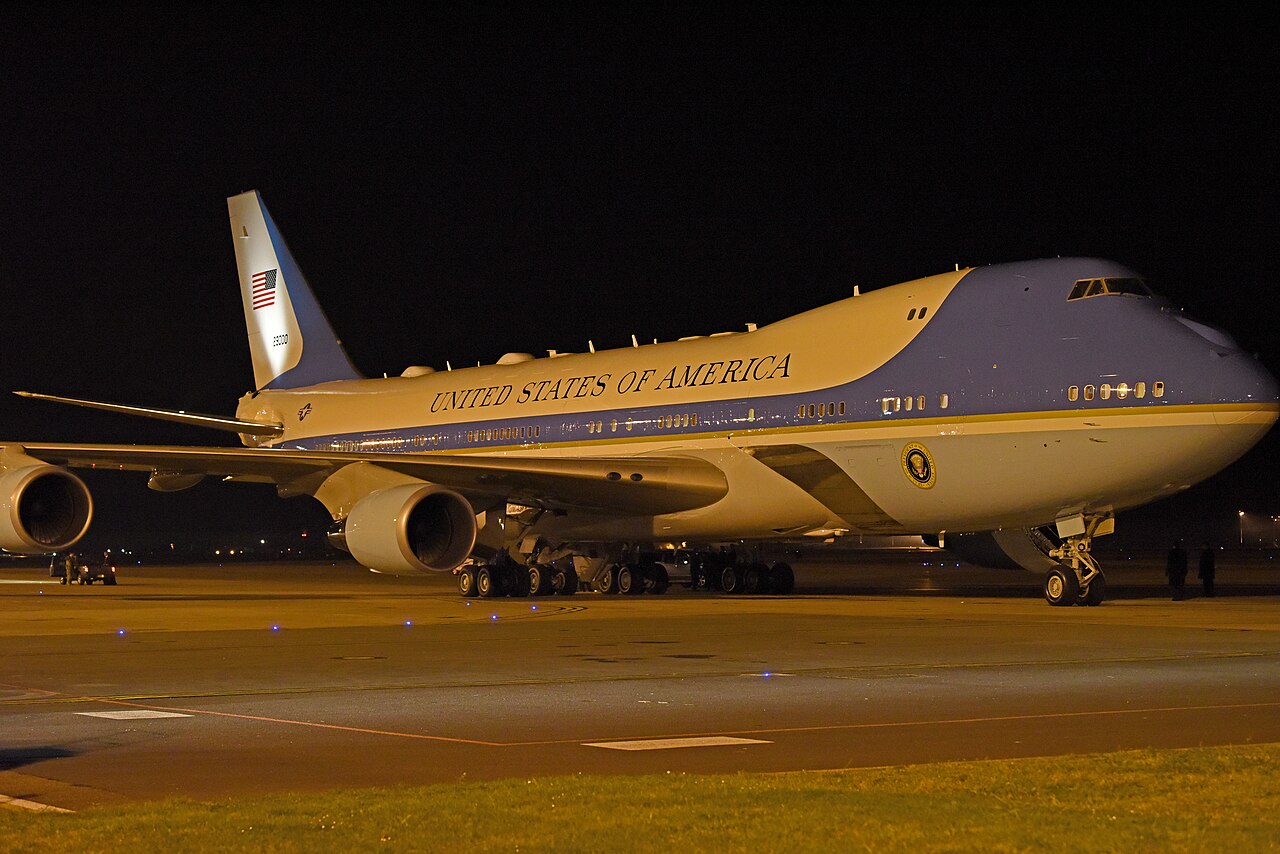 Air Force One delayed again: Is Lufthansa selling 747-8s to the US?