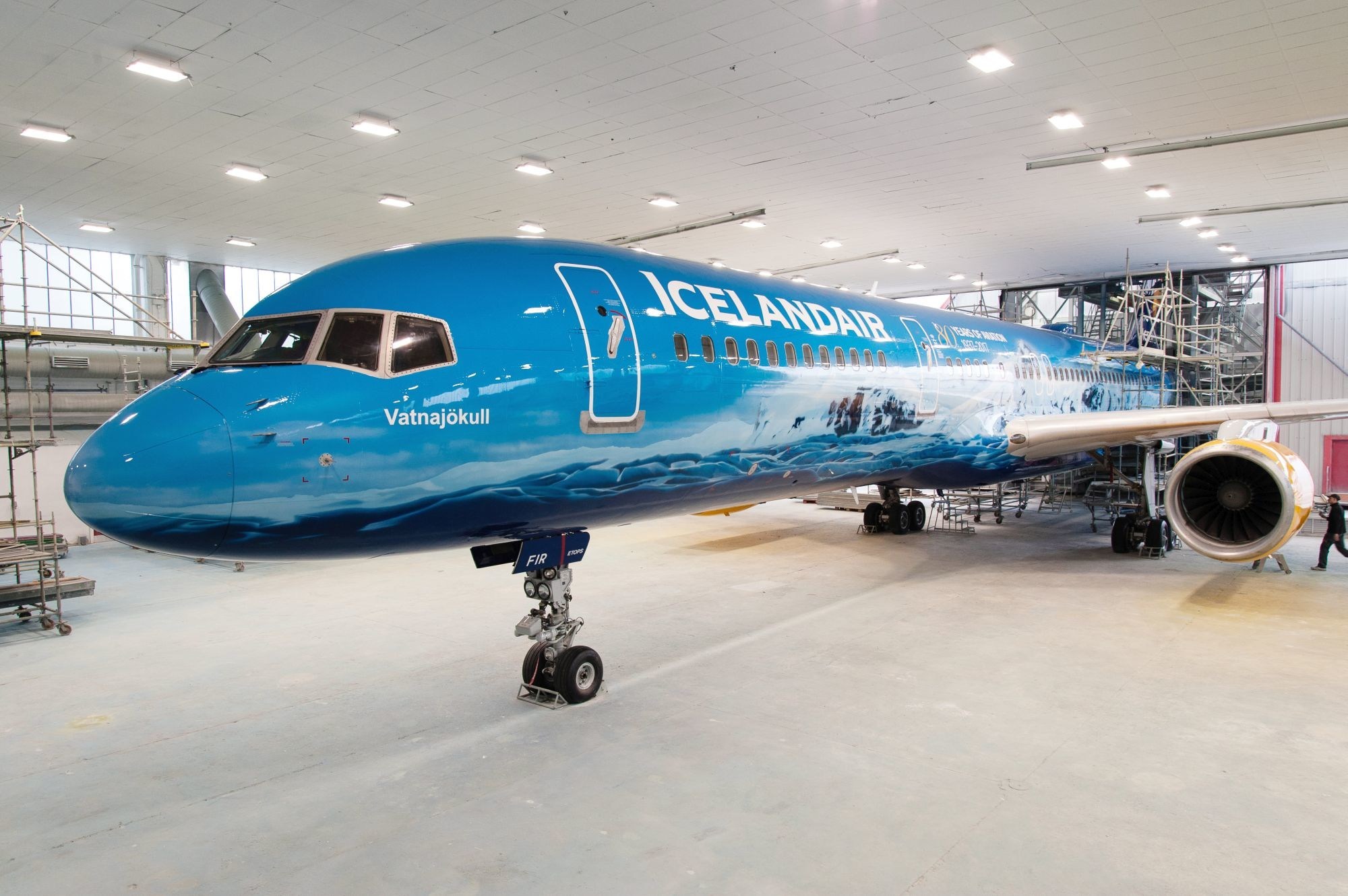 Icelandair retires iconic Vatnajökull glacier livery Boeing 757