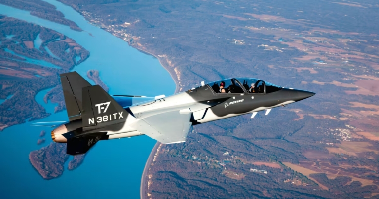 New US Navy jet trainer: The contenders to replace T-45 Goshawk