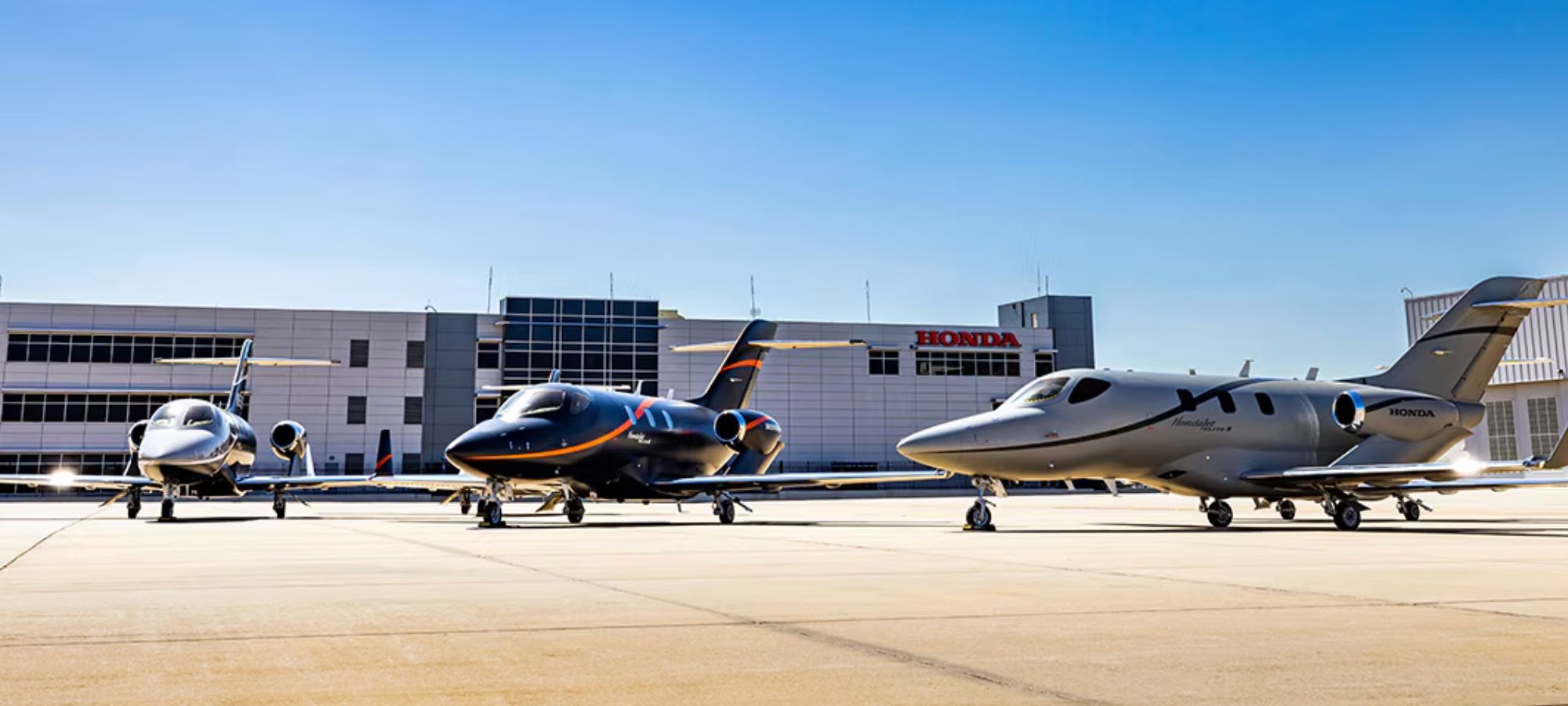 HondaJet Elite flies successfully completes 100% SAF test flight