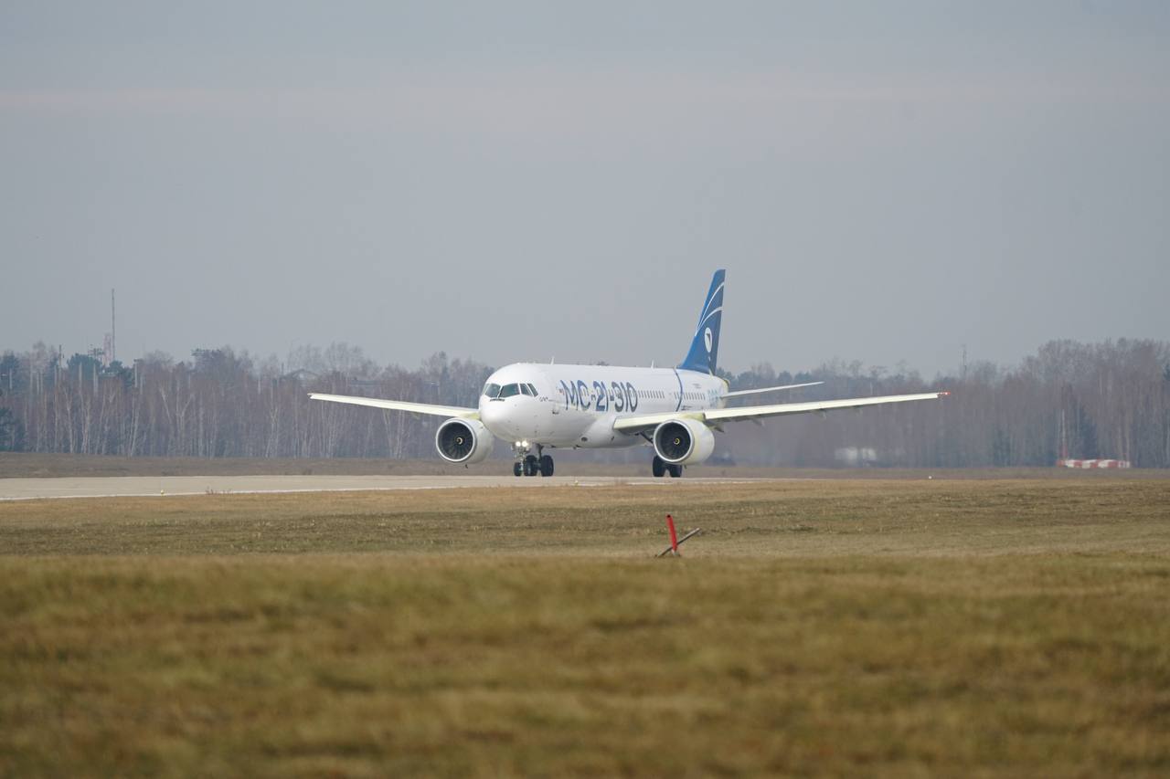 Russia flies 2nd MC-21 prototype, claims 1st fully domestic aircraft