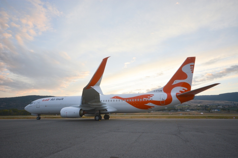 Air Inuit receives the world’s first Boeing 737-800 combi
