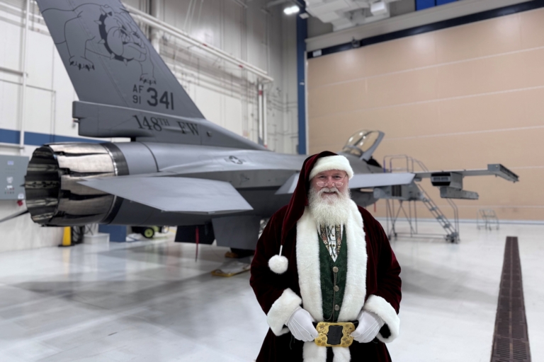 How NORAD has tracked Santa for 70 years