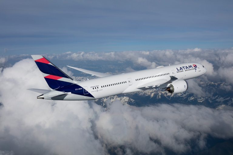 LATAM welcomes 1st Boeing 787 & outlines 41-aircraft deliveries in 2026