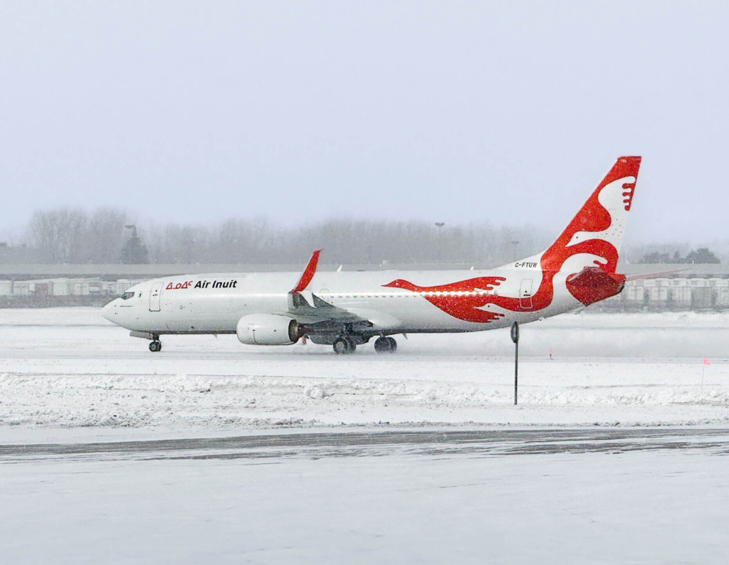 Air Inuit prepares to introduce world-first Boeing 737-800NG combi